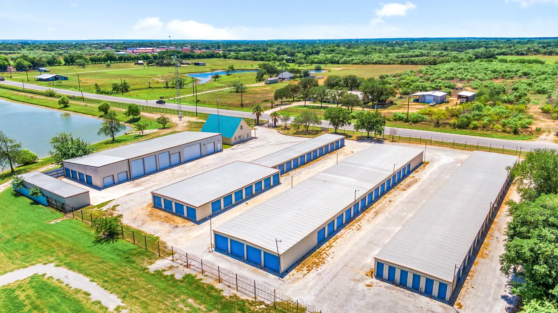 Find Storage to Rent: Riverway Storage in Lytle TX
